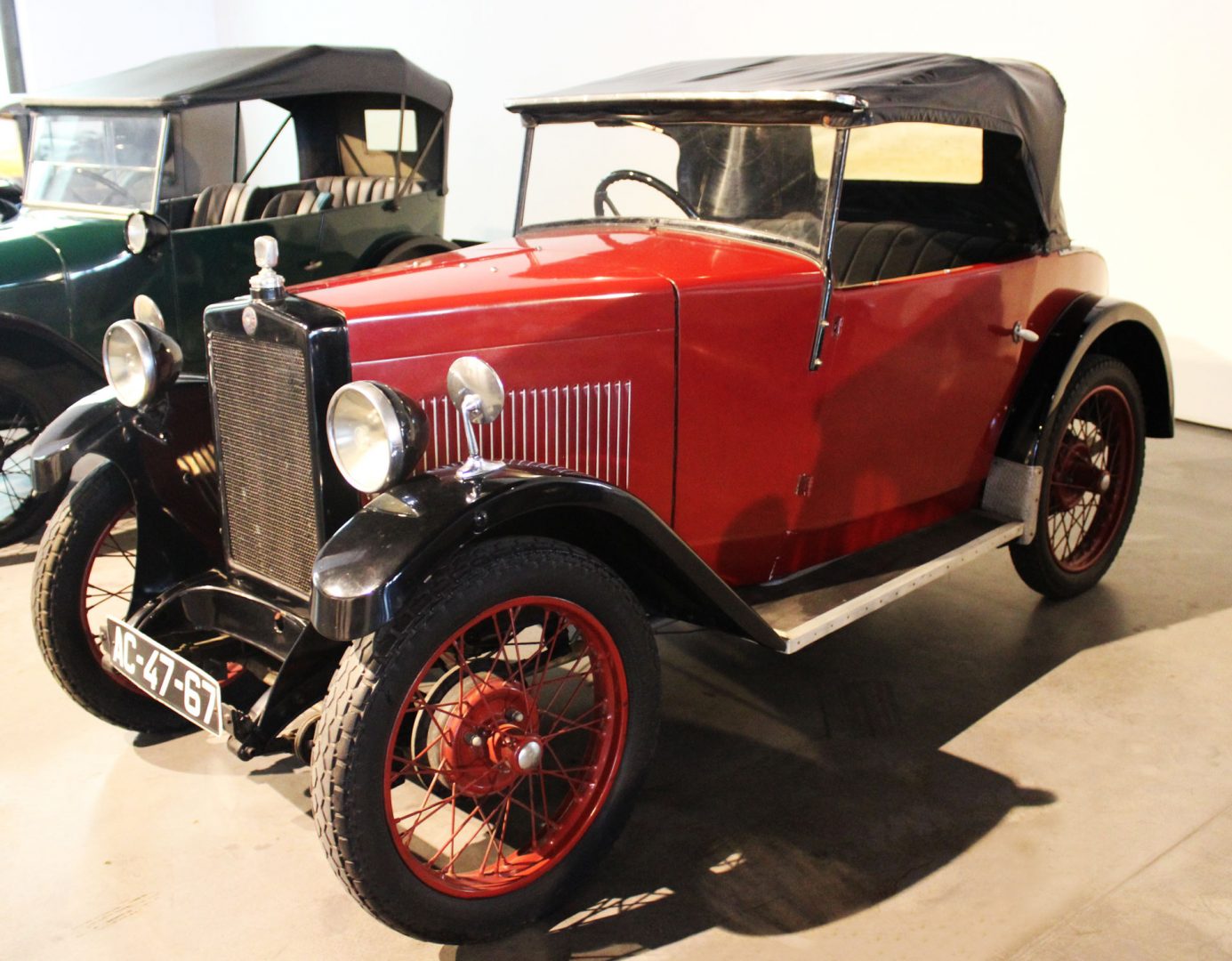 Vehículos clásicos Morris Motor - Museo del Automóvil y la Moda de Málaga